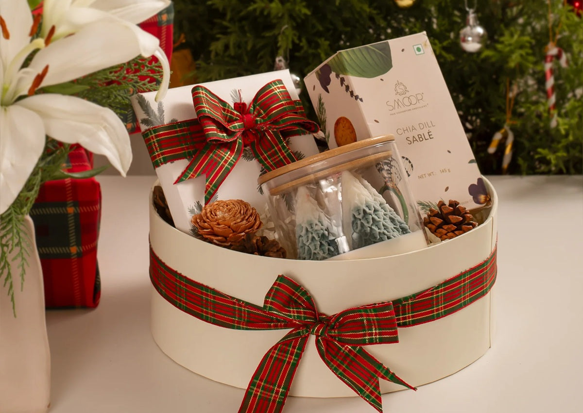 Buy Corporate Christmas Gifts Online: Simplify Gifting for Clients & T